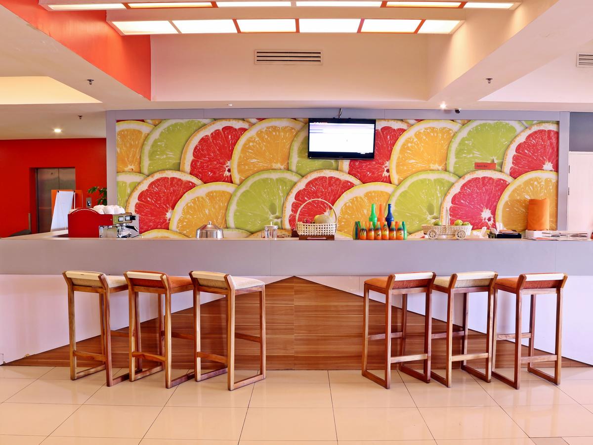 HARRIS Hotel Pontianak in Pontianak | 2023 Updated prices, deals ...