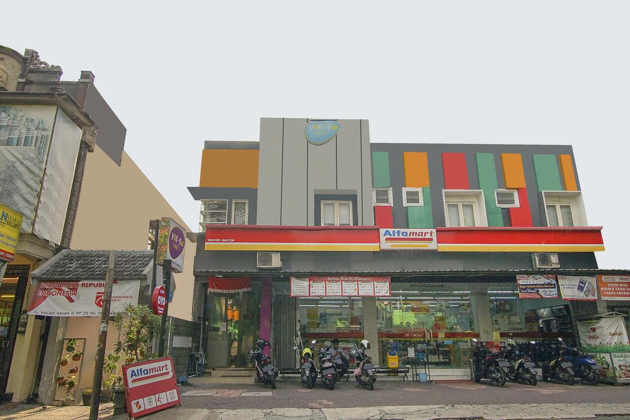 OYO 3808 Fif fa Hotel Kauman in Malang | 2023 Updated prices, deals ...