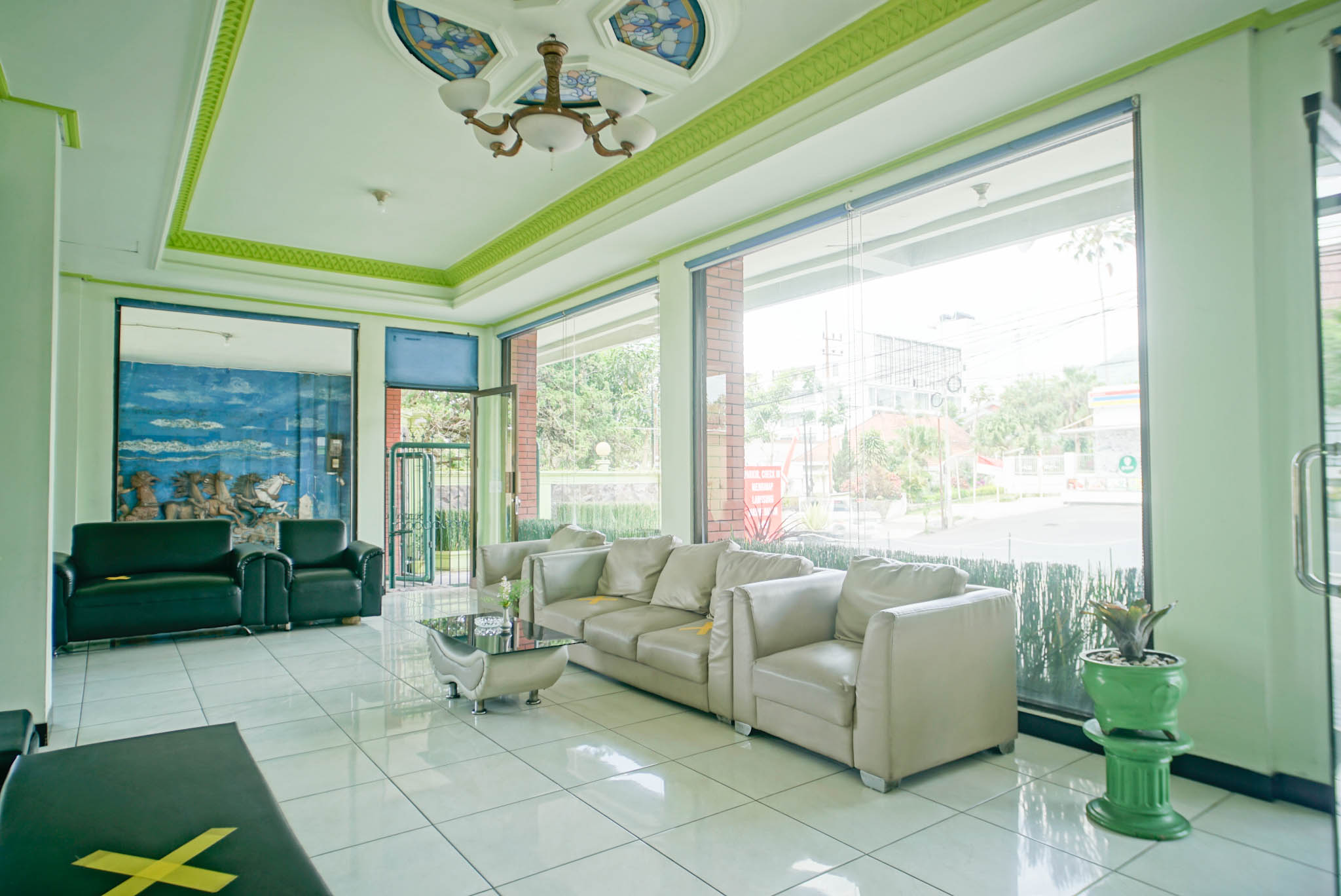 Hotel Grand Palem Batu RedPartner in Batu | 2023 Updated prices, deals ...